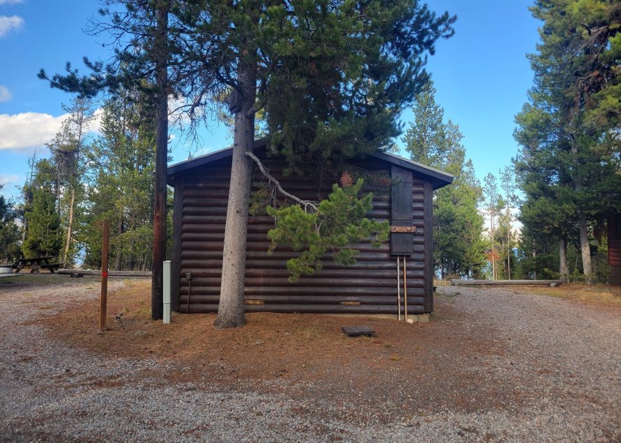 Lakeside Cabin #3 - Madison Arm Resort