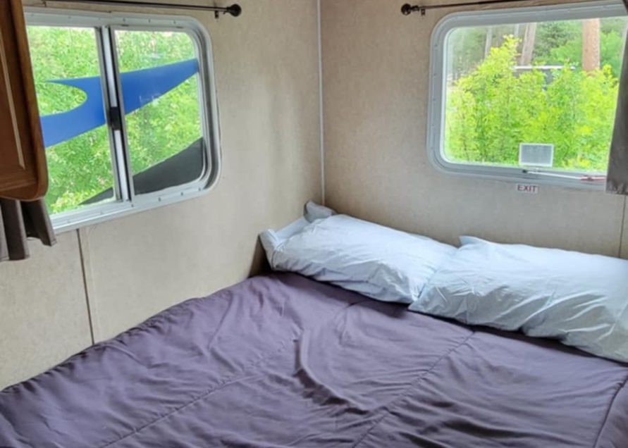 27′ Sportsmaster Extreme Travel Trailer – RV Camper Rental – Madison ...