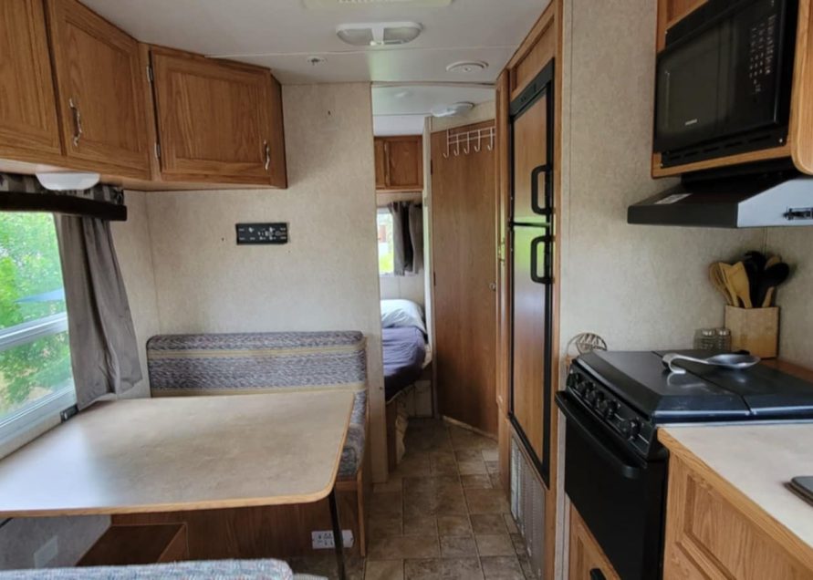 27′ Sportsmaster Extreme Travel Trailer – RV Camper Rental – Madison ...